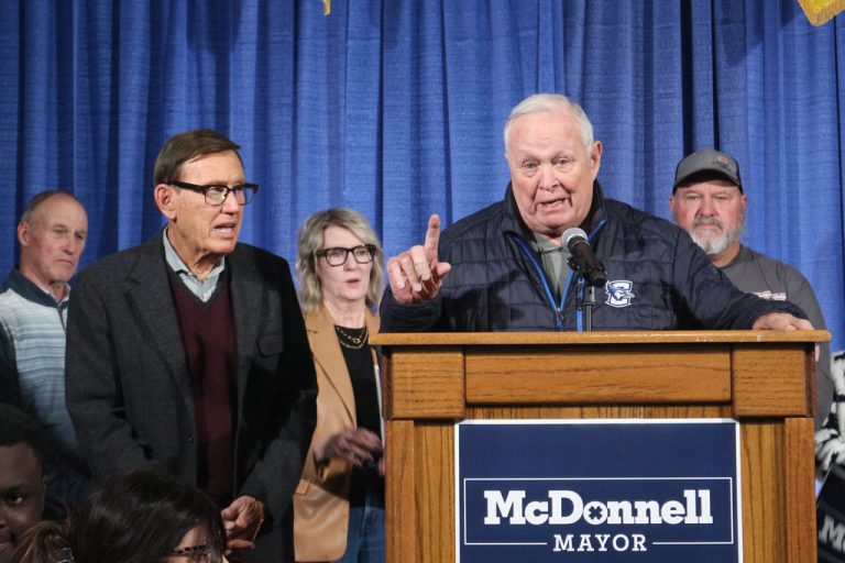 Mike McDonnell runs for Mayor - Right Cheer